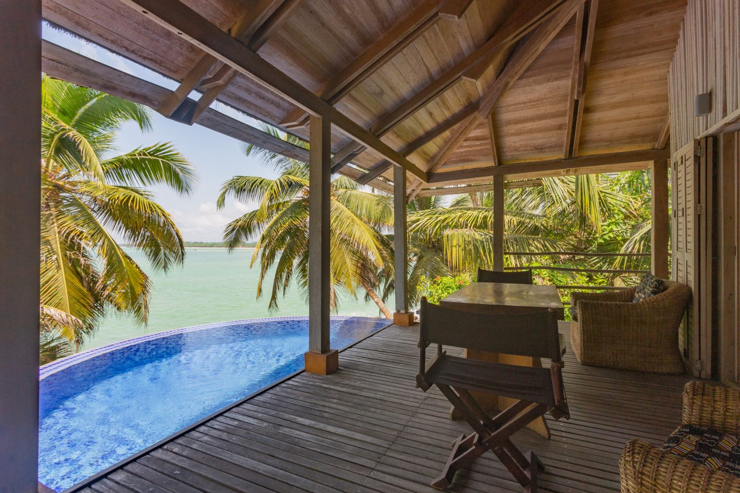 Island Cape West - Lou Moon Resort