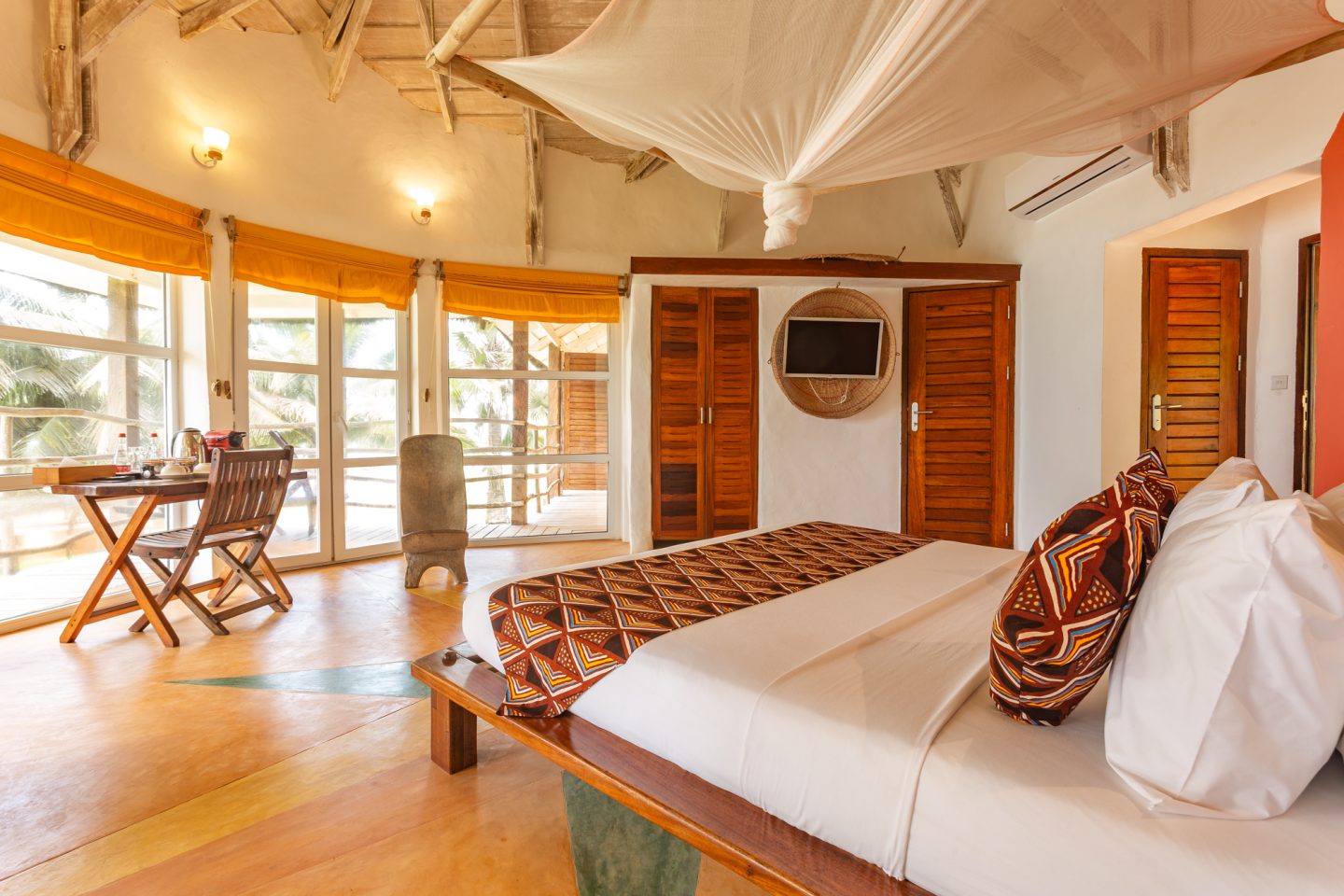 Bay View Suite (First Floor) - Lou Moon Resort